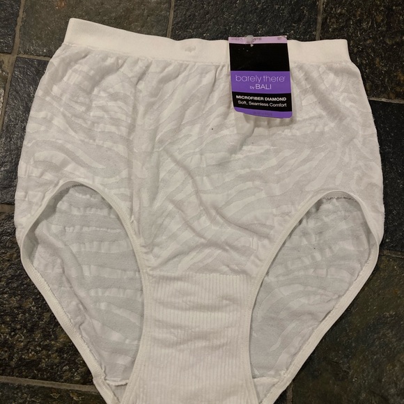 Bali | Intimates & Sleepwear | Nwt Bali Seamless Panty Shaper | Poshmark